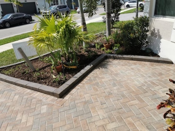 Concrete Landscape Curbing Company in Treasure Coast, Florida
